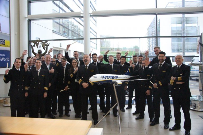 22 Feb – Another 21 Pilots Join Ryanair This Week | Ryanair's Corporate ...