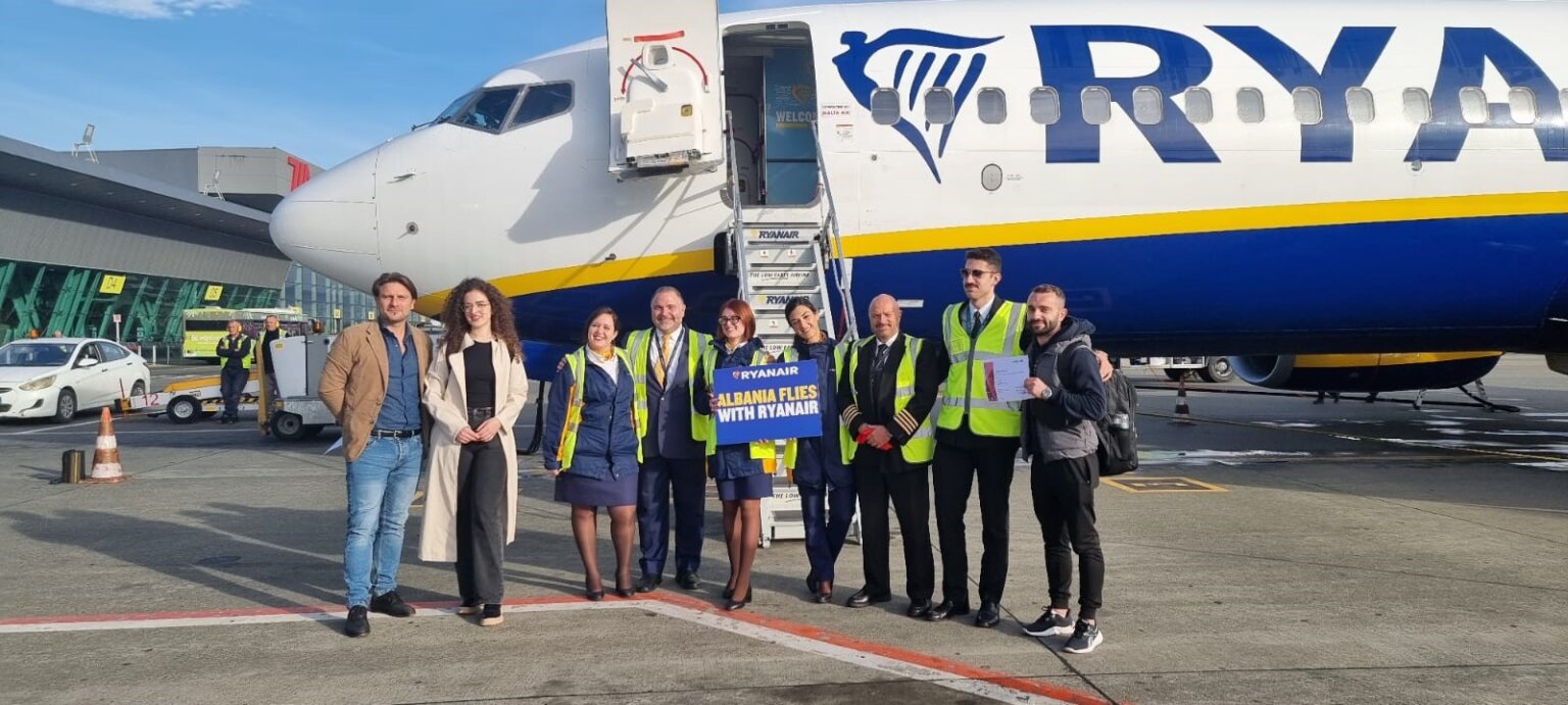 RYANAIR WELCOMES FIRST PASSENGERS TO ALBANIA – Ryanair's Corporate Website