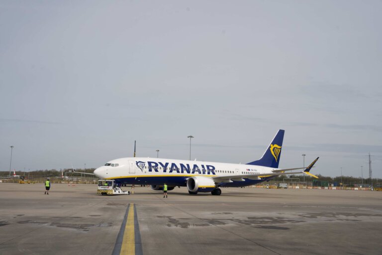 Spanish | Ryanair's Corporate Website